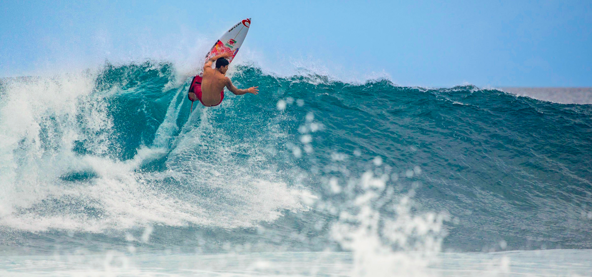 Out of Office: A Day in the Life of Pro-Surf Photographer Erick Proost ...