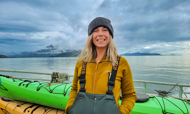 International Women’s Day: How to Book Safe Solo Trips - Paradise