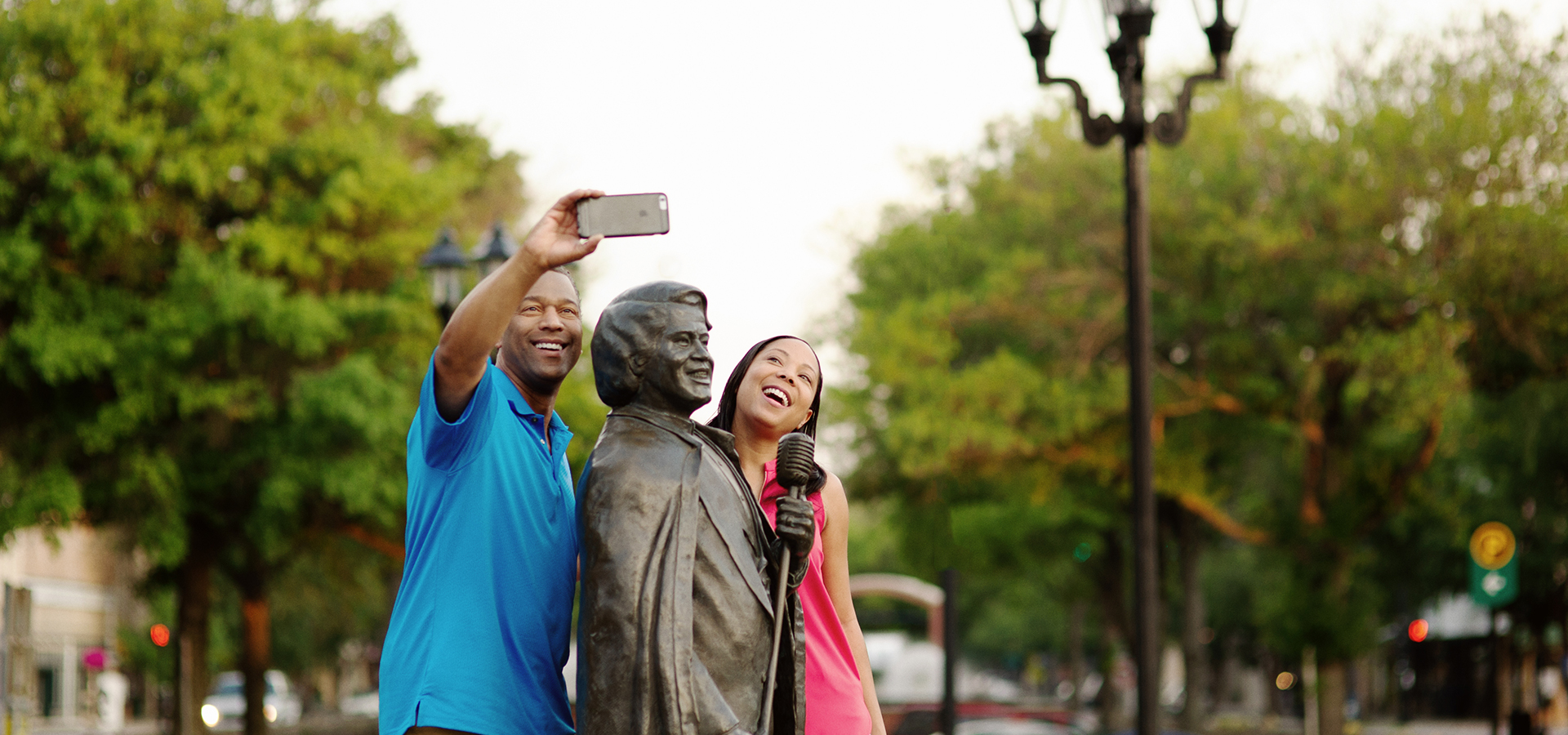 5 American Music Legends Hometown Tours - Paradise