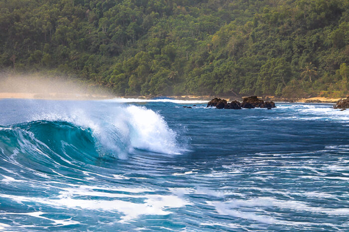 Indonesia Surf Guide | When & Where to Surf in Bali, Sumatra & More